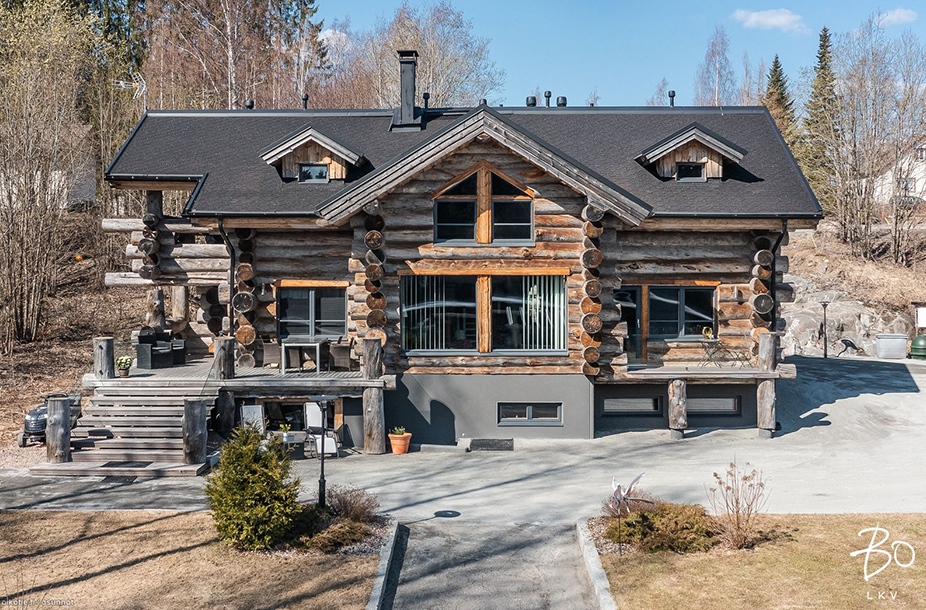 Kaunis koti: Hirsiunelma Näsijärven rannalla | Oikotie